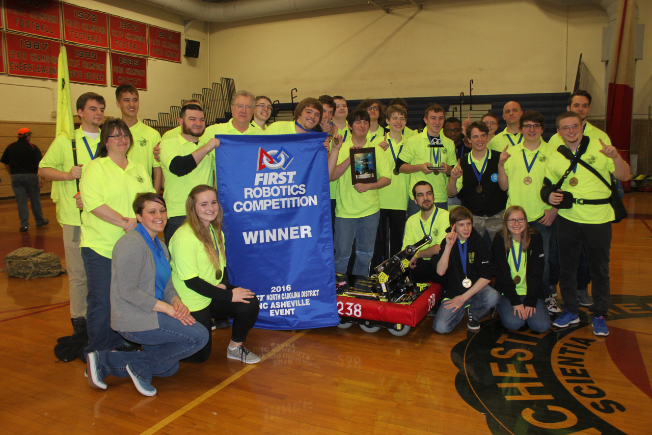 Memorial High School's FIRST Robotics Team: 'We are the Champions ...