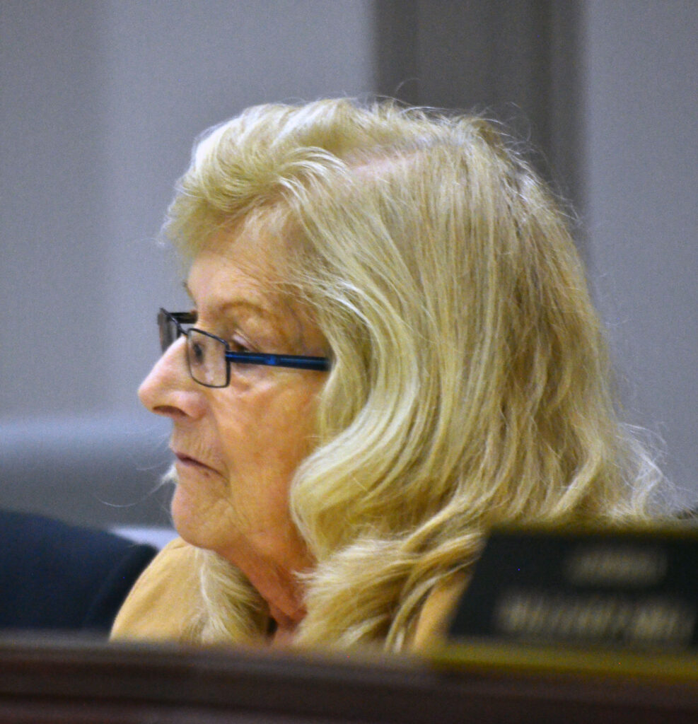 South proves no match for Central - Manchester Ink Link