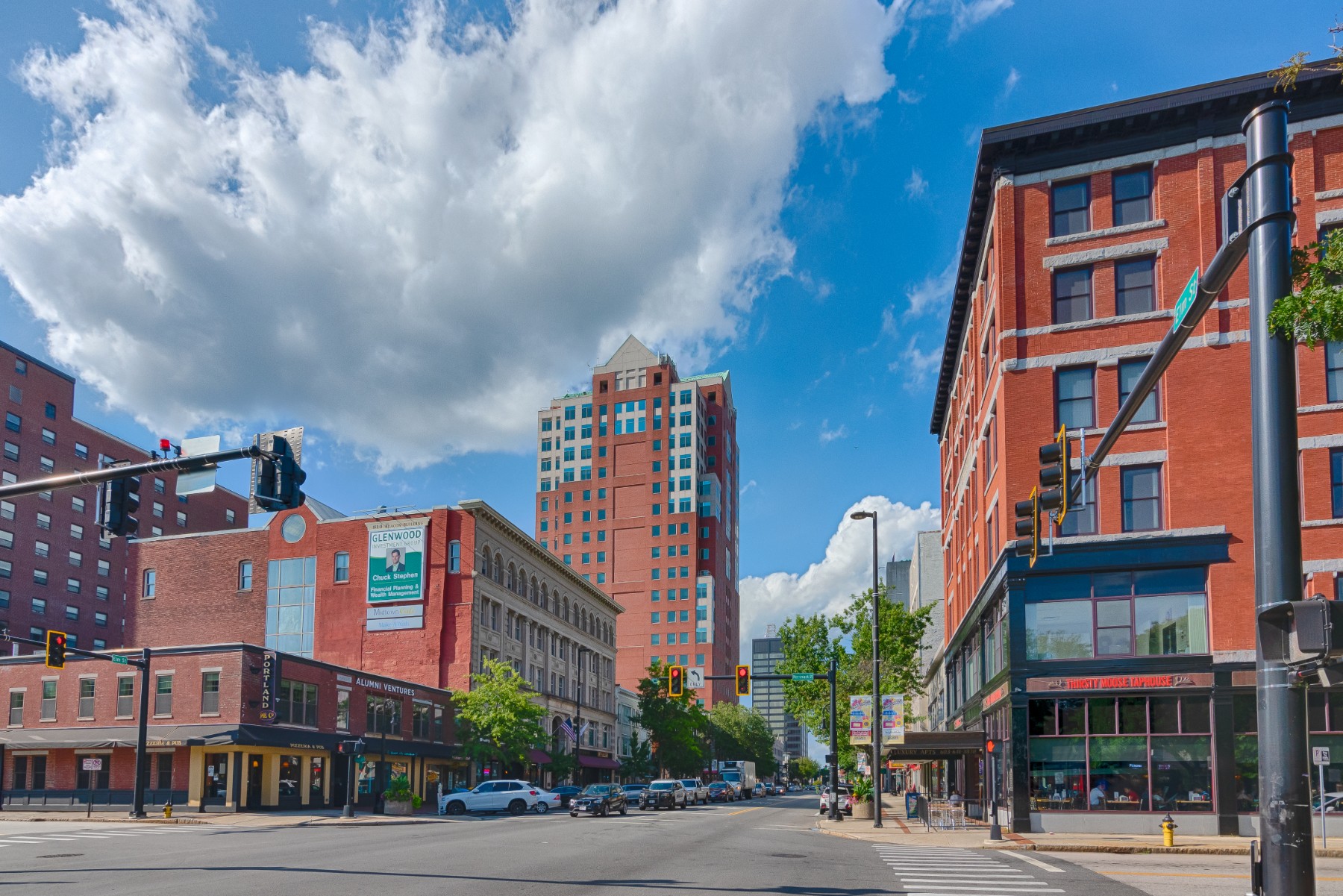 Downtown Manchester Nh Elm Street Manchester: A City Of Changes