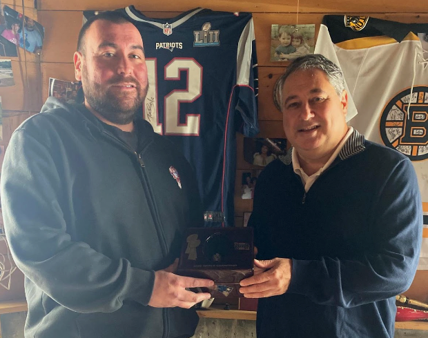 Vintage Patriots Super Bowl Championship ring raises $100K through ...