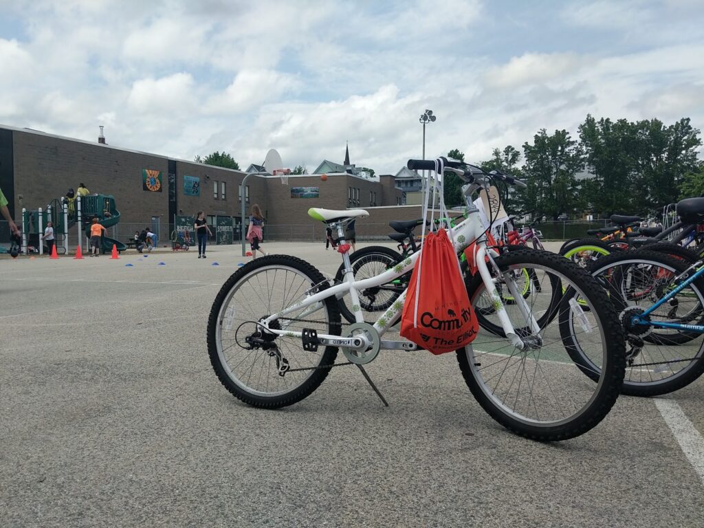 City students earn while they learn with collaborative Earn-a-Bike ...