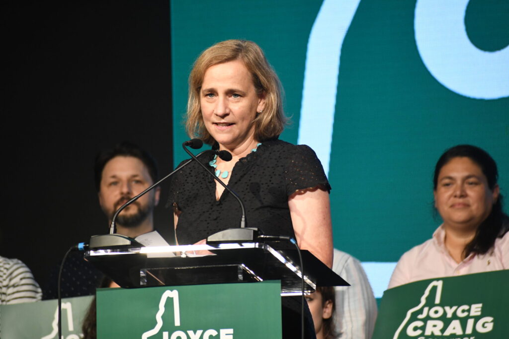 250+ educators endorse Joyce Craig for Governor - Manchester Ink Link