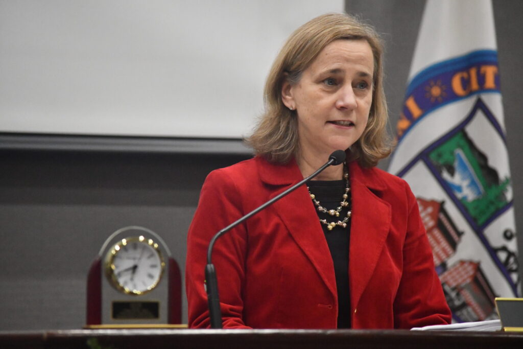 Joyce Craig says farewell to School Board - Manchester Ink Link