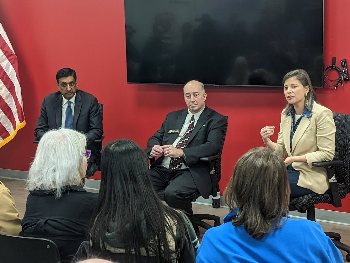 Khanna and Goodlander blast Trump’s Iran bombing, push War Powers vote ...